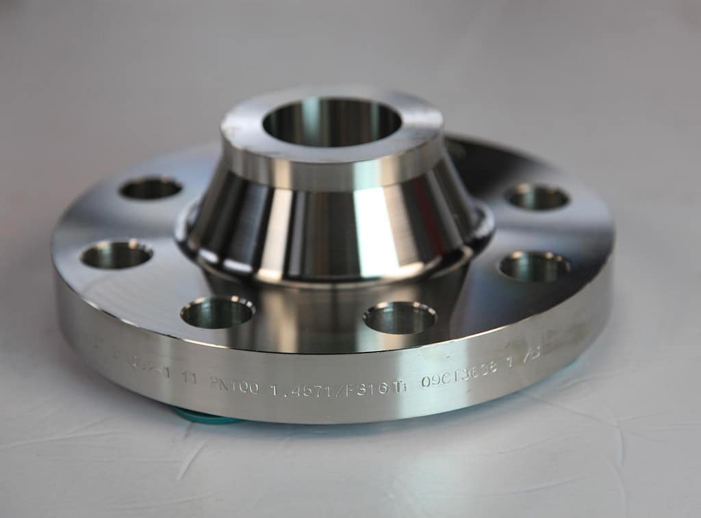 ASME B16.5 Weld-Neck Flange Manufacturer - Central Industrial Corporation